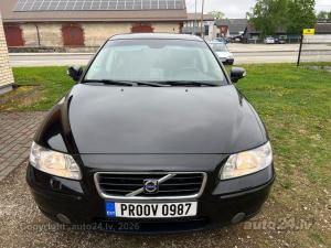 Melns Volvo S60 2008 Paide, ar dzinēja tilpumu 2.40 L un nobraukumu 379 tūkst. km par 3999 €, foto 12 vietnē AUTOMOTO.COM.LV