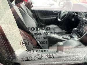 Melns Volvo S60 2008 Paide, ar dzinēja tilpumu 2.40 L un nobraukumu 379 tūkst. km par 3999 €, foto 23 vietnē AUTOMOTO.COM.LV