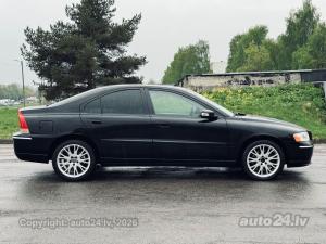 Black Volvo S60 2008 in Tallinn, with an engine capacity of 2.40 L and mileage of 333 thousand km for 3500 €, photo 3 on AUTOMOTO.COM.LV