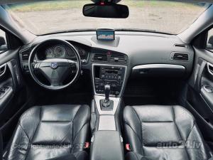 Black Volvo S60 2008 in Tallinn, with an engine capacity of 2.40 L and mileage of 333 thousand km for 3500 €, photo 8 on AUTOMOTO.COM.LV