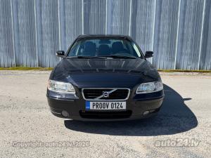 Melns Volvo S60 2008 Paide, ar dzinēja tilpumu 2.40 L un nobraukumu 306 tūkst. km par 4490 €, foto 4 vietnē AUTOMOTO.COM.LV