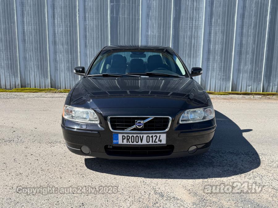 Melns Volvo S60 2008 Paide, ar dzinēja tilpumu 2.40 L un nobraukumu 306 tūkst. km par 4490 €, foto 4 vietnē AUTOMOTO.COM.LV