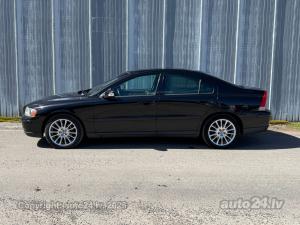 Melns Volvo S60 2008 Paide, ar dzinēja tilpumu 2.40 L un nobraukumu 306 tūkst. km par 4490 €, foto 9 vietnē AUTOMOTO.COM.LV