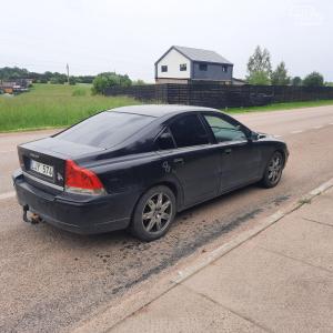 Черный Вольво С60 2008 в Каунас, объемом двигателя 2.40 л и пробегом 322 тыс. км за 1600 €, фото 3 на AUTOMOTO.COM.LV