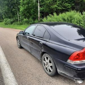 Черный Вольво С60 2008 в Каунас, объемом двигателя 2.40 л и пробегом 322 тыс. км за 1600 €, фото 6 на AUTOMOTO.COM.LV