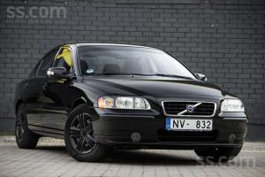 Black Volvo S60 2008 in Tukums, with an engine capacity of 2.40 L and mileage of 0 thousand km for 3800 €, photo 8 on AUTOMOTO.COM.LV