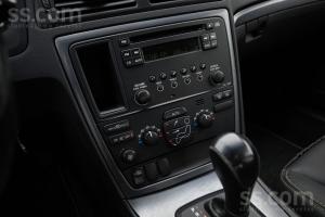 Black Volvo S60 2008 in Tukums, with an engine capacity of 2.40 L and mileage of 0 thousand km for 3800 €, photo 20 on AUTOMOTO.COM.LV
