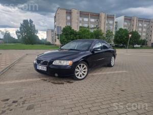 Черный Вольво С60 2008 в Екабпилс, объемом двигателя 2.40 л и пробегом 482 тыс. км за 2800 €, фото 3 на AUTOMOTO.COM.LV