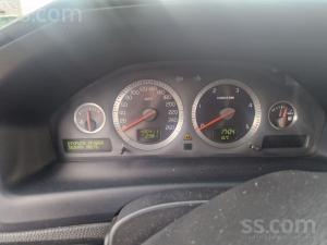 Черный Вольво С60 2008 в Екабпилс, объемом двигателя 2.40 л и пробегом 482 тыс. км за 2800 €, фото 6 на AUTOMOTO.COM.LV