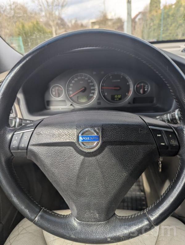Melns Volvo S60 2008 Rīga, ar dzinēja tilpumu 2.40 L un nobraukumu 257 tūkst. km par 1550 €, foto 9 vietnē AUTOMOTO.COM.LV