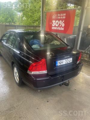 Melns Volvo S60 2008 Rīga, ar dzinēja tilpumu 2.40 L un nobraukumu 471 tūkst. km par 2300 €, foto 12 vietnē AUTOMOTO.COM.LV