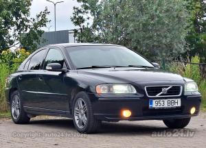 Черный Вольво С60 2008 в Тарту, объемом двигателя 2.40 л и пробегом 274 тыс. км за 1390 €, фото 3 на AUTOMOTO.COM.LV