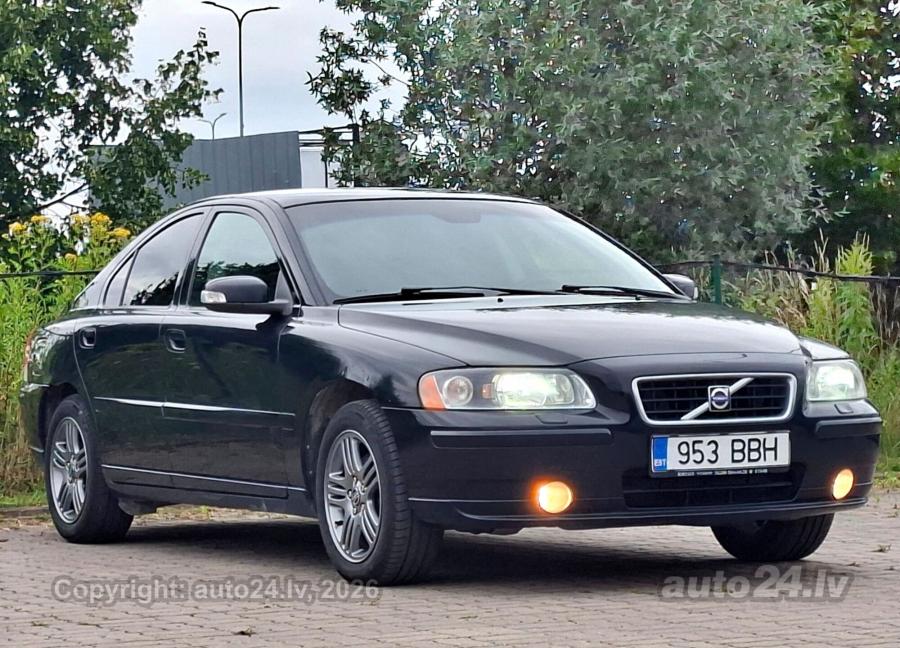 Черный Вольво С60 2008 в Тарту, объемом двигателя 2.40 л и пробегом 274 тыс. км за 1390 €, фото 3 на AUTOMOTO.COM.LV