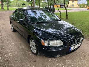 Melns Volvo S60 2008 Jelgava, ar dzinēja tilpumu 2.40 L un nobraukumu 395 tūkst. km par 1990 €, foto 3 vietnē AUTOMOTO.COM.LV