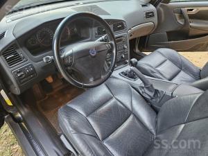 Melns Volvo S60 2008 Rēzekne, ar dzinēja tilpumu 2.40 L un nobraukumu 174 tūkst. km par 3300 €, foto 3 vietnē AUTOMOTO.COM.LV