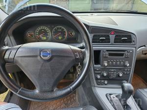 Melns Volvo S60 2008 Rēzekne, ar dzinēja tilpumu 2.40 L un nobraukumu 174 tūkst. km par 3300 €, foto 5 vietnē AUTOMOTO.COM.LV