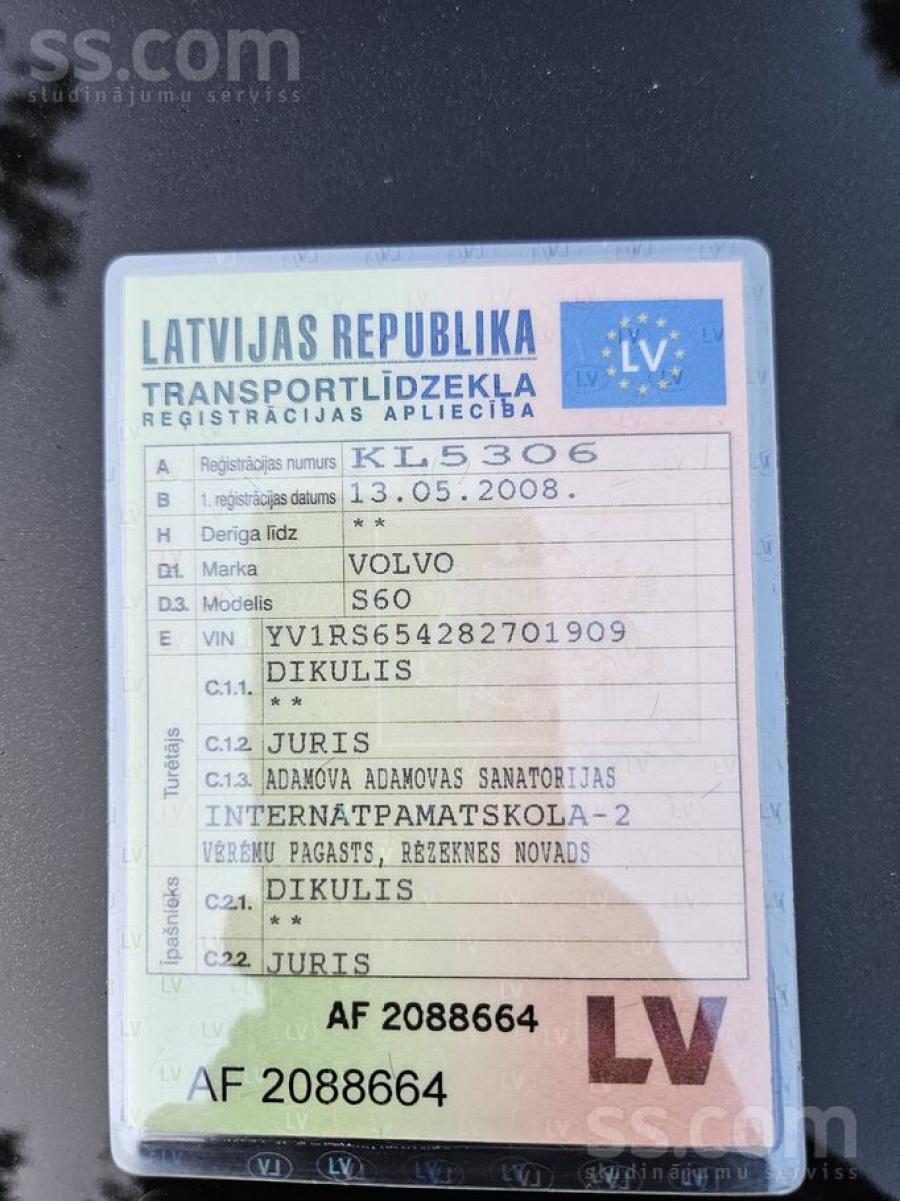 Melns Volvo S60 2008 Rēzekne, ar dzinēja tilpumu 2.40 L un nobraukumu 174 tūkst. km par 3300 €, foto 24 vietnē AUTOMOTO.COM.LV