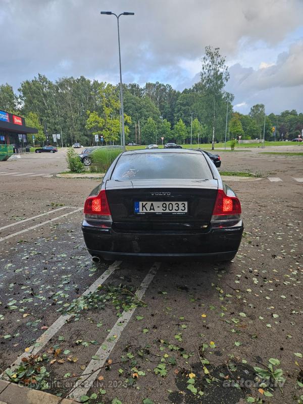 Melns Volvo S60 2008 Rīga, ar dzinēja tilpumu 0.00 L un nobraukumu 307 tūkst. km par 3500 €, foto 4 vietnē AUTOMOTO.COM.LV