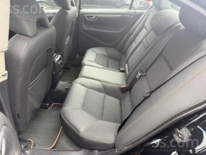 Melns Volvo S60 2009 Rīga, ar dzinēja tilpumu 2.40 L un nobraukumu 259 tūkst. km par 4680 €, foto 12 vietnē AUTOMOTO.COM.LV