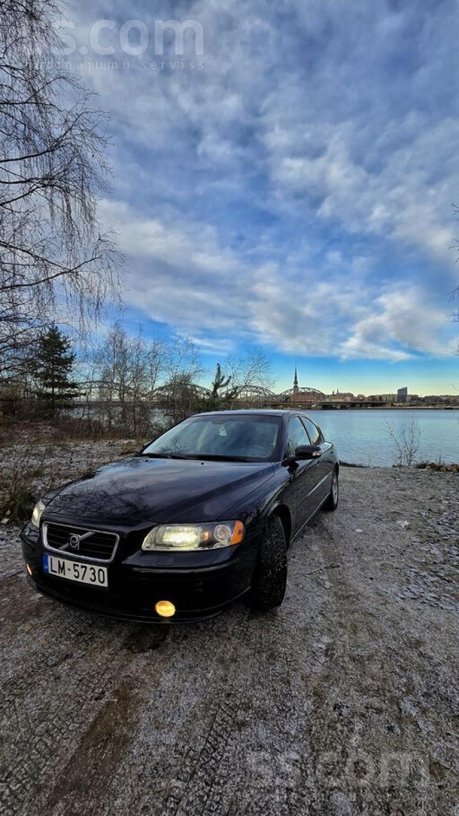 Melns Volvo S60 2009 Rīga, ar dzinēja tilpumu 2.40 L un nobraukumu 312 tūkst. km par 2700 €, foto 8 vietnē AUTOMOTO.COM.LV