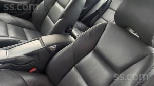 Black Volvo S60 2009 in Riga, with an engine capacity of 2.40 L and mileage of 300 thousand km for 3450 €, photo 5 on AUTOMOTO.COM.LV