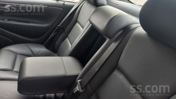 Melns Volvo S60 2009 Rīga, ar dzinēja tilpumu 2.40 L un nobraukumu 300 tūkst. km par 3450 €, foto 7 vietnē AUTOMOTO.COM.LV
