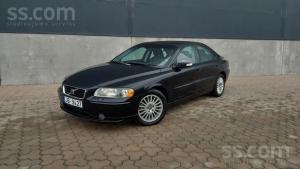 Black Volvo S60 2009 in Riga, with an engine capacity of 2.40 L and mileage of 300 thousand km for 3450 €, photo 19 on AUTOMOTO.COM.LV