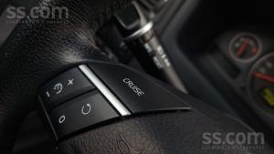 Black Volvo S60 2009 in Riga, with an engine capacity of 2.40 L and mileage of 300 thousand km for 3450 €, photo 21 on AUTOMOTO.COM.LV