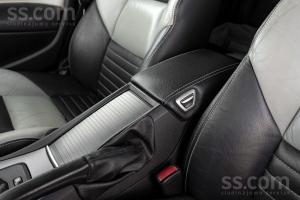 Black Volvo S60 2009 in Riga, with an engine capacity of 2.40 L and mileage of 293 thousand km for 3250 €, photo 19 on AUTOMOTO.COM.LV
