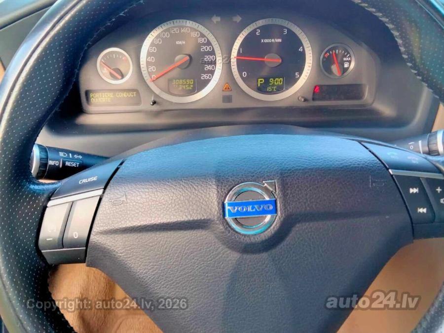 Черный Вольво С60 2009 в Пярну, объемом двигателя 2.40 л и пробегом 323 тыс. км за 4500 €, фото 17 на AUTOMOTO.COM.LV