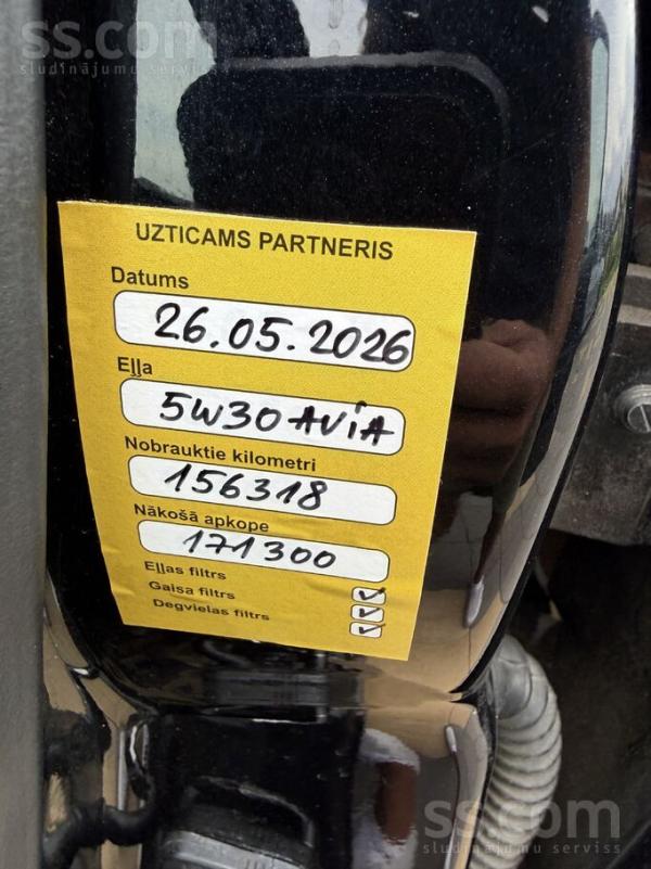 Melns Volvo S60 2009 Rīga, ar dzinēja tilpumu 2.40 L un nobraukumu 157 tūkst. km par 2900 €, foto 9 vietnē AUTOMOTO.COM.LV