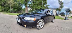 Melns Volvo S60 2009 Tukums, ar dzinēja tilpumu 2.40 L un nobraukumu 288 tūkst. km par 3450 €, foto  vietnē AUTOMOTO.COM.LV