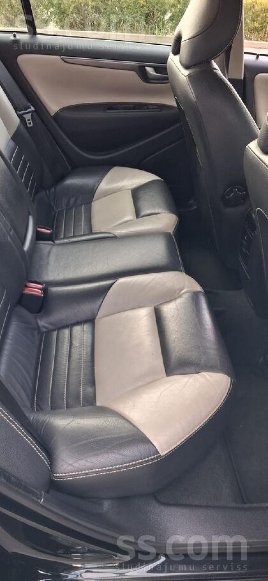 Melns Volvo S60 2009 Tukums, ar dzinēja tilpumu 2.40 L un nobraukumu 288 tūkst. km par 3450 €, foto 11 vietnē AUTOMOTO.COM.LV