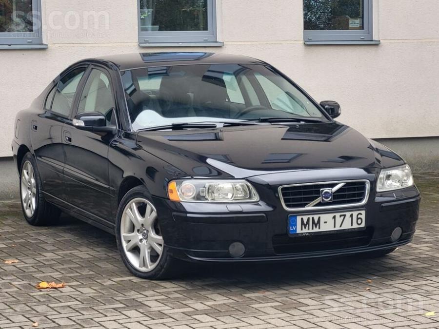 Melns Volvo S60 2009 Jelgava, ar dzinēja tilpumu 2.40 L un nobraukumu 288 tūkst. km par 3590 €, foto 3 vietnē AUTOMOTO.COM.LV