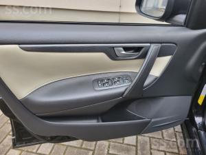 Melns Volvo S60 2009 Jelgava, ar dzinēja tilpumu 2.40 L un nobraukumu 288 tūkst. km par 3590 €, foto 16 vietnē AUTOMOTO.COM.LV