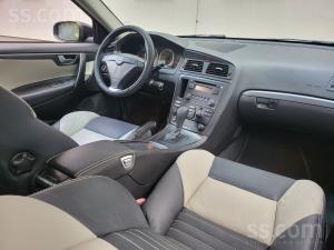 Melns Volvo S60 2009 Jelgava, ar dzinēja tilpumu 2.40 L un nobraukumu 288 tūkst. km par 3590 €, foto 21 vietnē AUTOMOTO.COM.LV