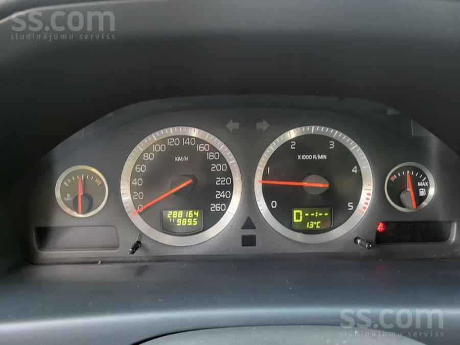Melns Volvo S60 2009 Jelgava, ar dzinēja tilpumu 2.40 L un nobraukumu 288 tūkst. km par 3590 €, foto 27 vietnē AUTOMOTO.COM.LV
