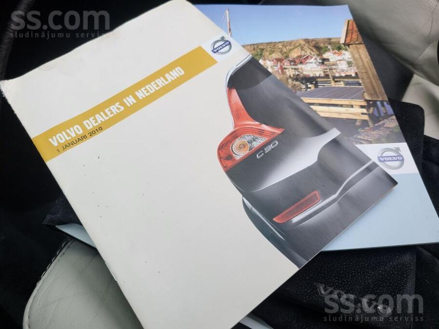 Melns Volvo S60 2009 Jelgava, ar dzinēja tilpumu 2.40 L un nobraukumu 288 tūkst. km par 3590 €, foto 28 vietnē AUTOMOTO.COM.LV
