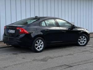 Black Volvo S60 2010 in Riga, with an engine capacity of 2.00 L and mileage of 364 thousand km for 5500 €, photo 26 on AUTOMOTO.COM.LV