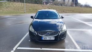 Melns Volvo S60 2010 Alūksne, ar dzinēja tilpumu 2.40 L un nobraukumu 0 tūkst. km par 2900 €, foto 5 vietnē AUTOMOTO.COM.LV