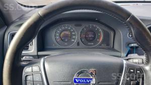 Melns Volvo S60 2010 Alūksne, ar dzinēja tilpumu 2.40 L un nobraukumu 0 tūkst. km par 2900 €, foto 16 vietnē AUTOMOTO.COM.LV