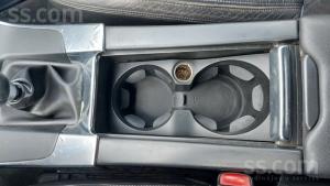 Melns Volvo S60 2010 Alūksne, ar dzinēja tilpumu 2.40 L un nobraukumu 0 tūkst. km par 2900 €, foto 21 vietnē AUTOMOTO.COM.LV