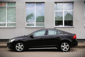 Melns Volvo S60 2010 Rīga, ar dzinēja tilpumu 2.40 L un nobraukumu 208 tūkst. km par 5495 €, foto 3 vietnē AUTOMOTO.COM.LV