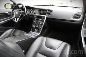 Melns Volvo S60 2010 Rīga, ar dzinēja tilpumu 2.40 L un nobraukumu 208 tūkst. km par 5495 €, foto 11 vietnē AUTOMOTO.COM.LV
