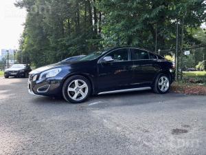 Black Volvo S60 2010 in Riga, with an engine capacity of 2.00 L and mileage of 0 thousand km for 3000 €, photo 7 on AUTOMOTO.COM.LV
