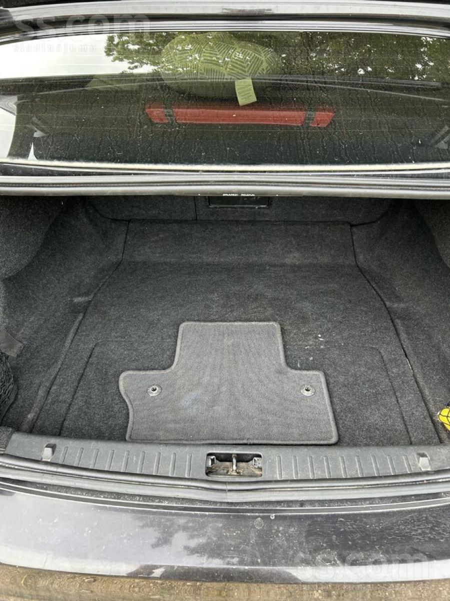 Black Volvo S60 2010 in Valmiera, with an engine capacity of 2.00 L and mileage of 352 thousand km for 3200 €, photo 10 on AUTOMOTO.COM.LV