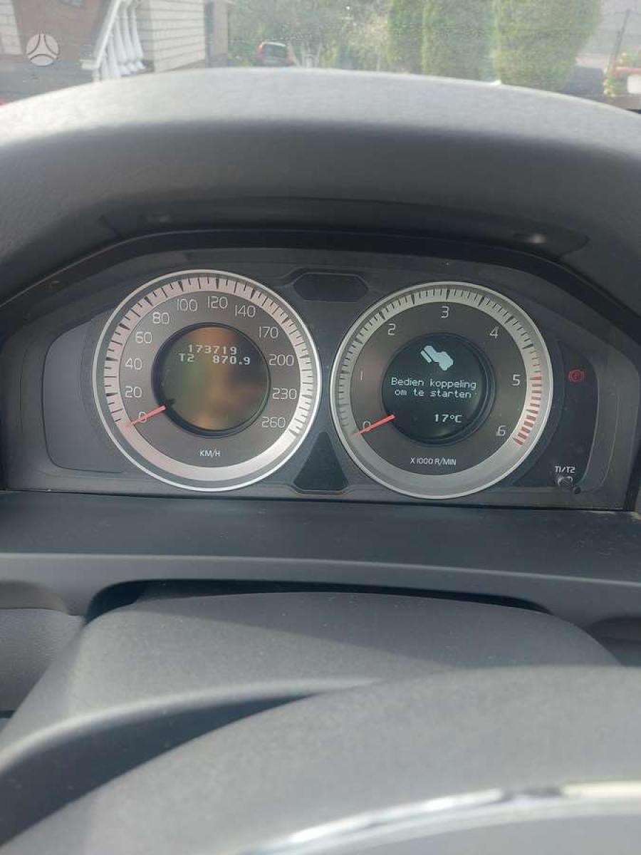 Черный Вольво С60 2010 в Вильнюс, объемом двигателя 1.56 л и пробегом 172 тыс. км за 5200 €, фото 12 на AUTOMOTO.COM.LV