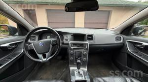 Black Volvo S60 2010 in Gulbene, with an engine capacity of 2.00 L and mileage of 341 thousand km for 4700 €, photo 6 on AUTOMOTO.COM.LV