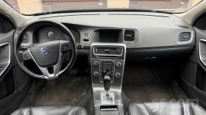 Black Volvo S60 2010 in Gulbene, with an engine capacity of 2.00 L and mileage of 341 thousand km for 4700 €, photo 10 on AUTOMOTO.COM.LV
