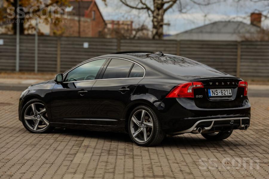 Black Volvo S60 2011 in Jelgava, with an engine capacity of 1.60 L and mileage of 0 thousand km for 3000 €, photo 7 on AUTOMOTO.COM.LV